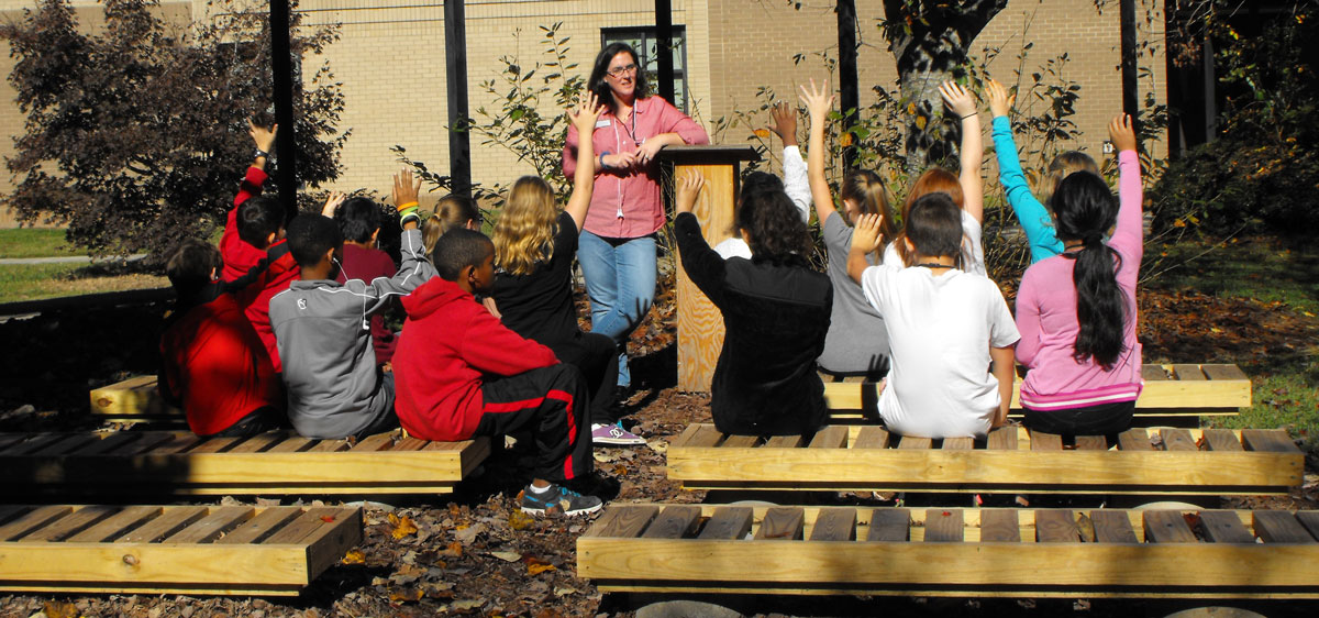 Beyond the Basic Benefits: Enjoy Outdoor Learning! - The Walking Classroom