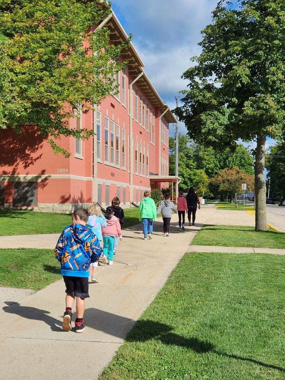 Promoting Fitness with My Students - The Walking Classroom